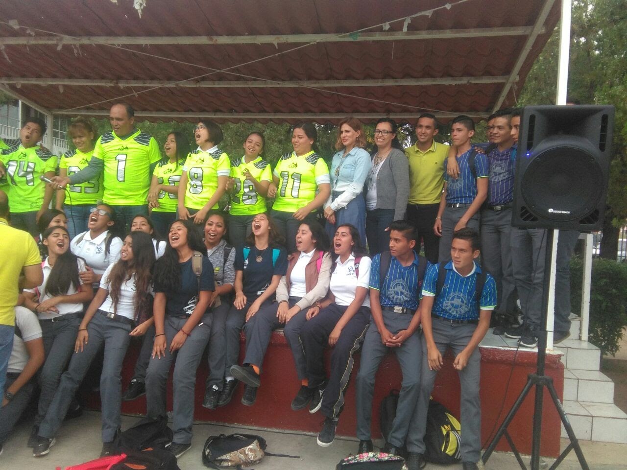 Entrega de Reconocimientos Deportivos y Culturales Cetis 86 – Centro de ...